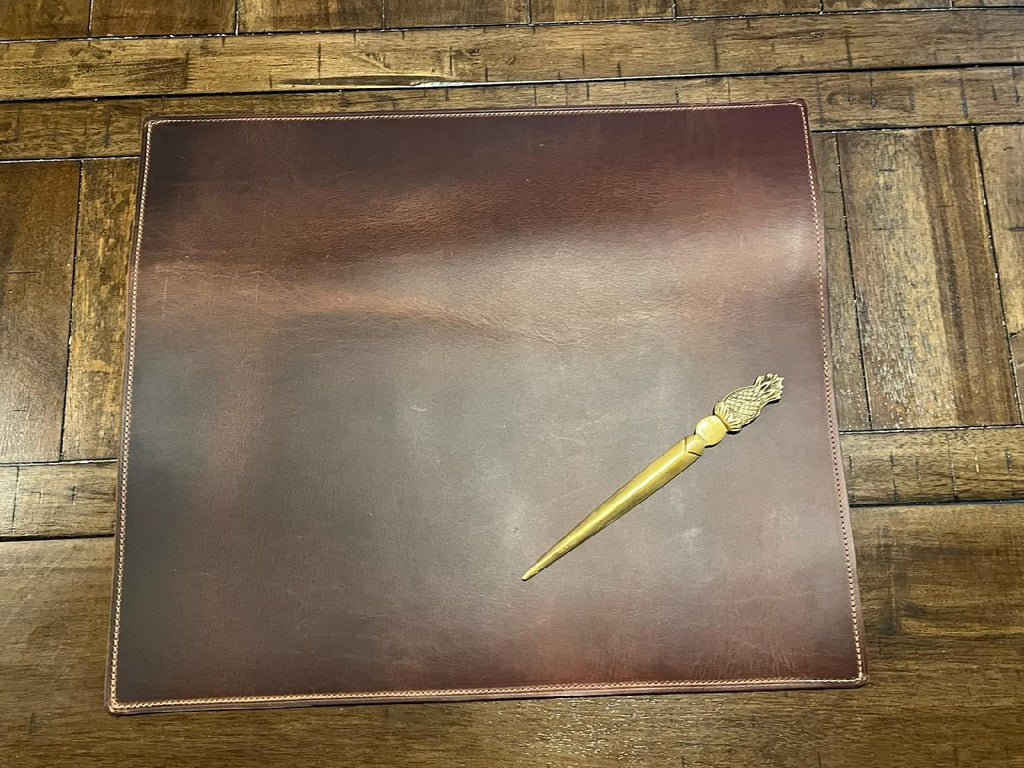 Rogue Leather Desk Pad – Historia